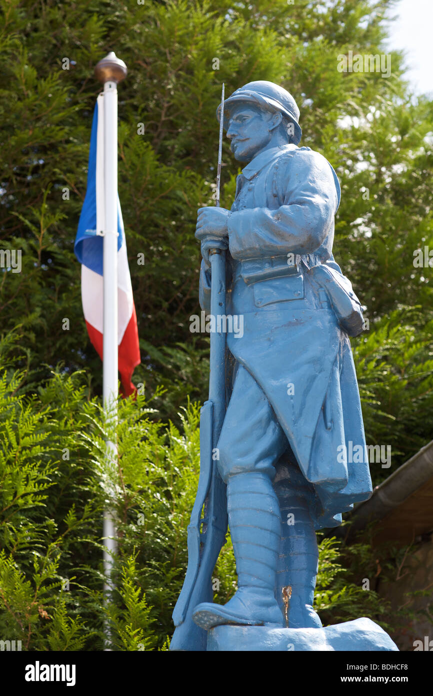 War memorial brittany france hi-res stock photography and images - Alamy