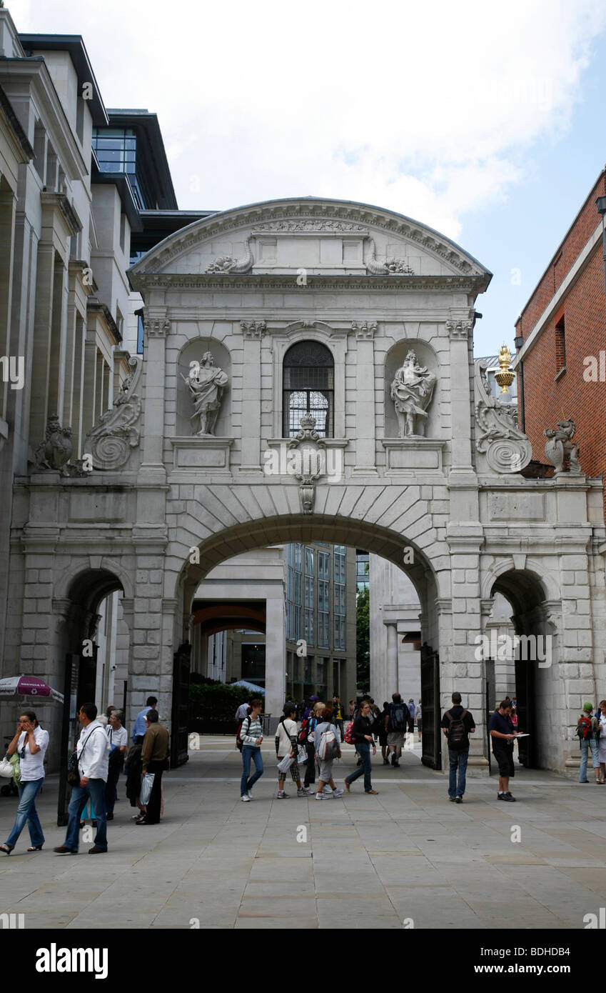 Temple Bar at the entrance to Paternoster Square, City of London, UK ...