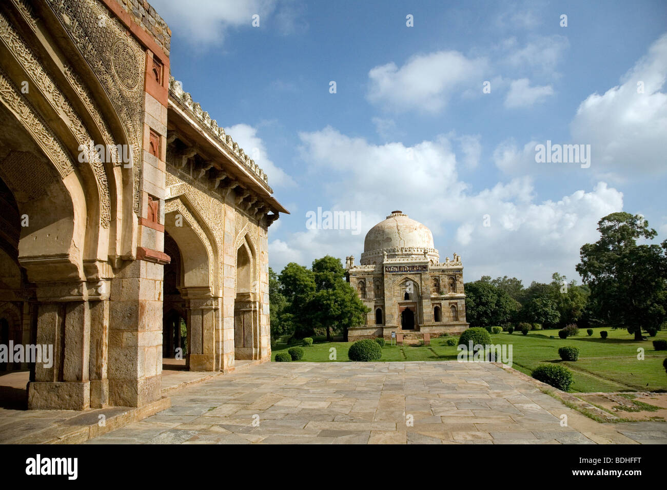 Bara gumbad mosque hi-res stock photography and images - Alamy