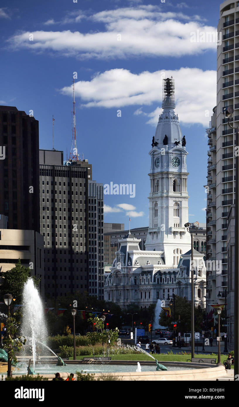 Philadelphia second empire city hall hi-res stock photography and ...