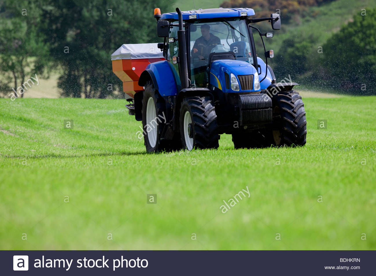 Farmer With Fertilizer Stock Photos & Farmer With Fertilizer Stock ...