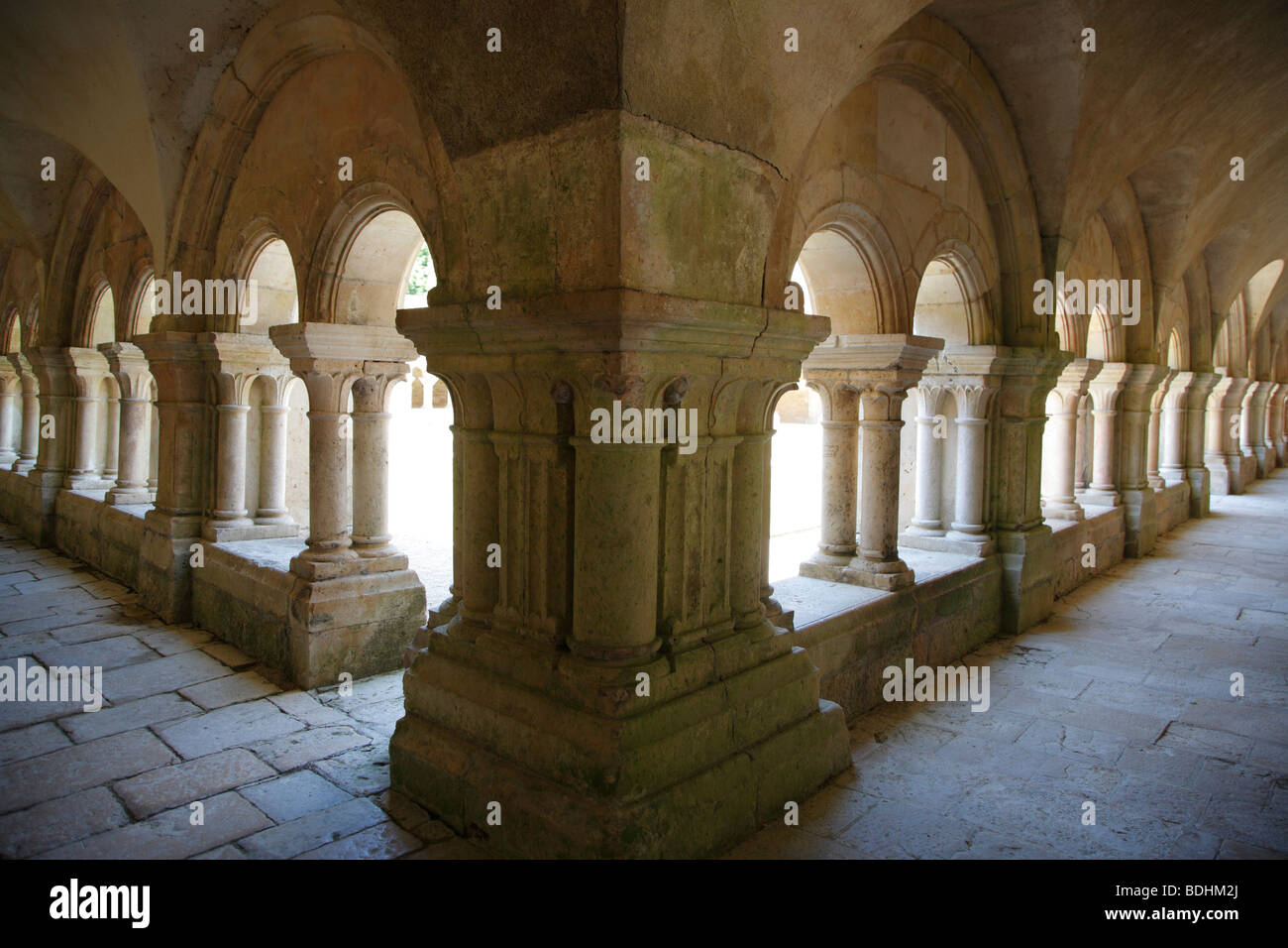 French abbey hi-res stock photography and images - Alamy
