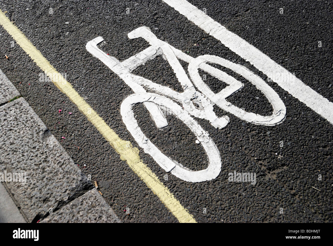 Painted cycle way sign on UK road Stock Photo - Alamy