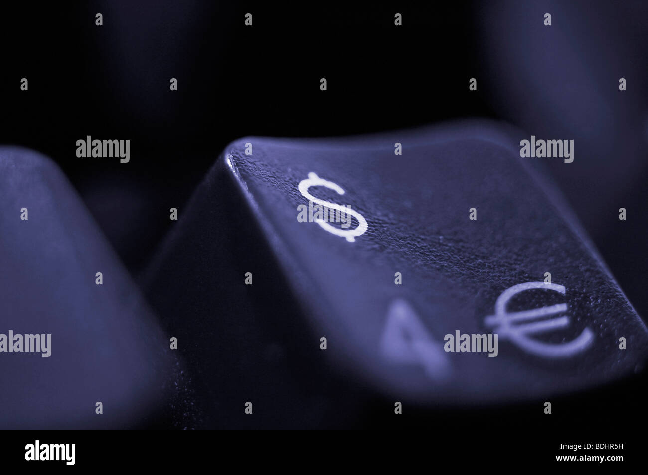 Dollar sign on computer keyboard Stock Photo - Alamy