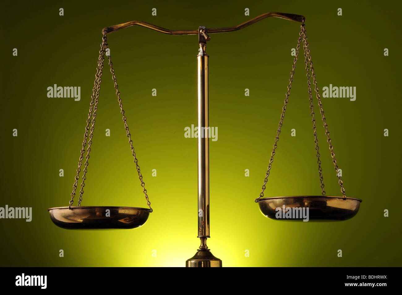 Antique scales hi-res stock photography and images - Alamy