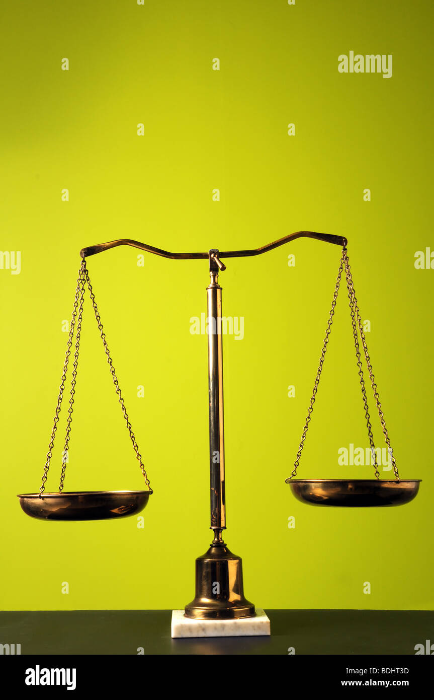 Green scales hi-res stock photography and images - Alamy