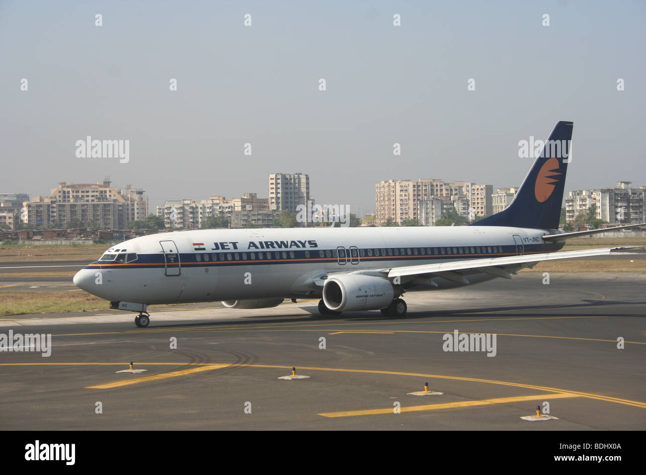 Mumbai airport runway hi-res stock photography and images - Alamy