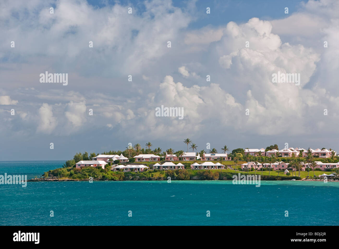 Bermuda hamilton parish vacation cottages hi-res stock photography and ...