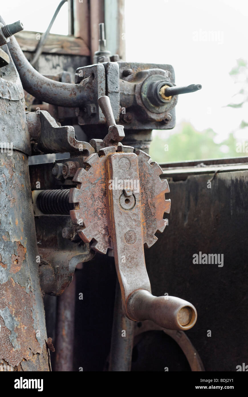 Ratchet mechanism hi-res stock photography and images - Alamy