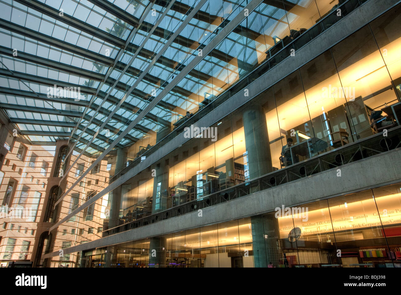 Pictures colour library hi-res stock photography and images - Alamy