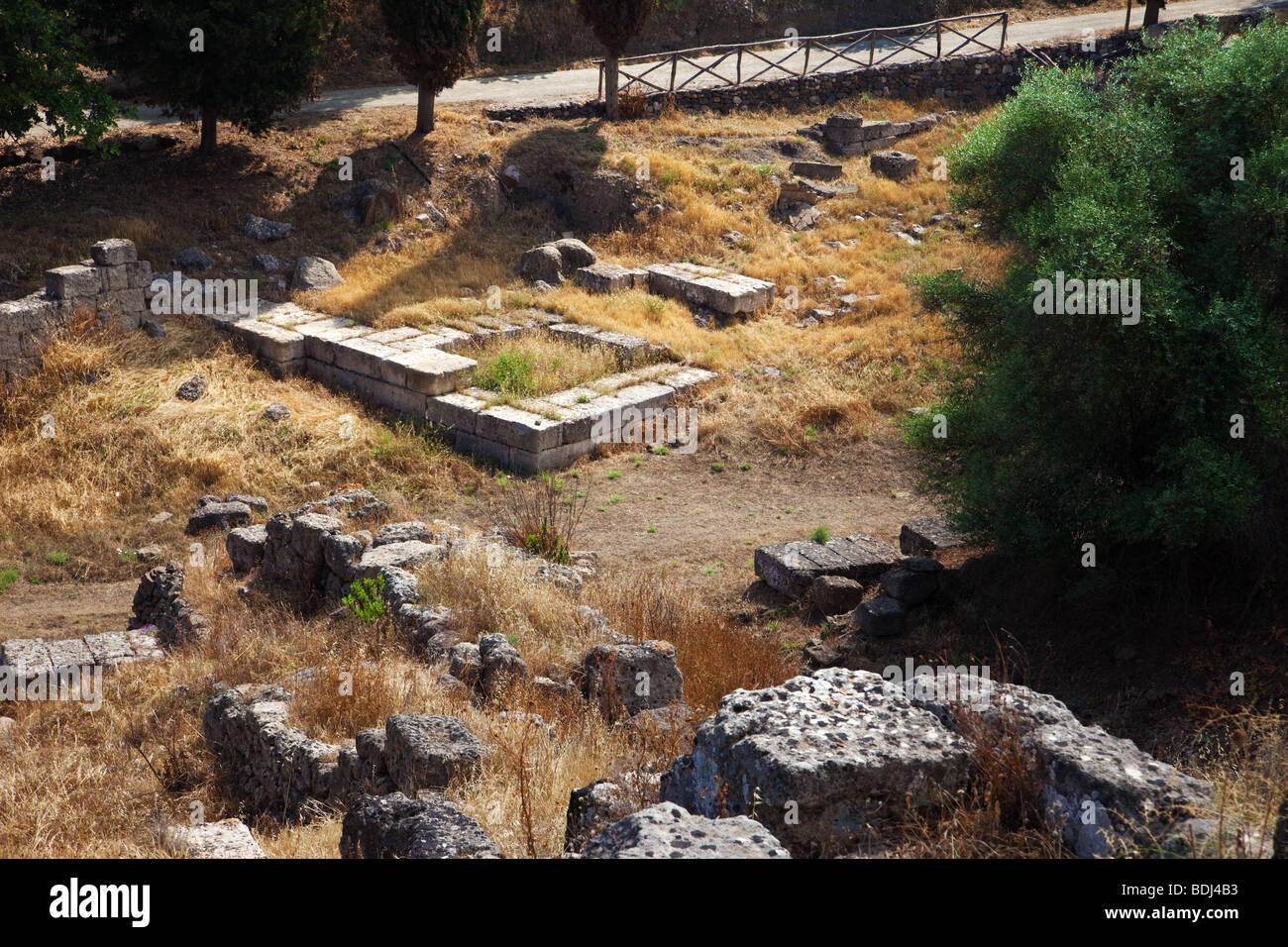 Leontinoi, greek walls - Sicily Stock Photo - Alamy