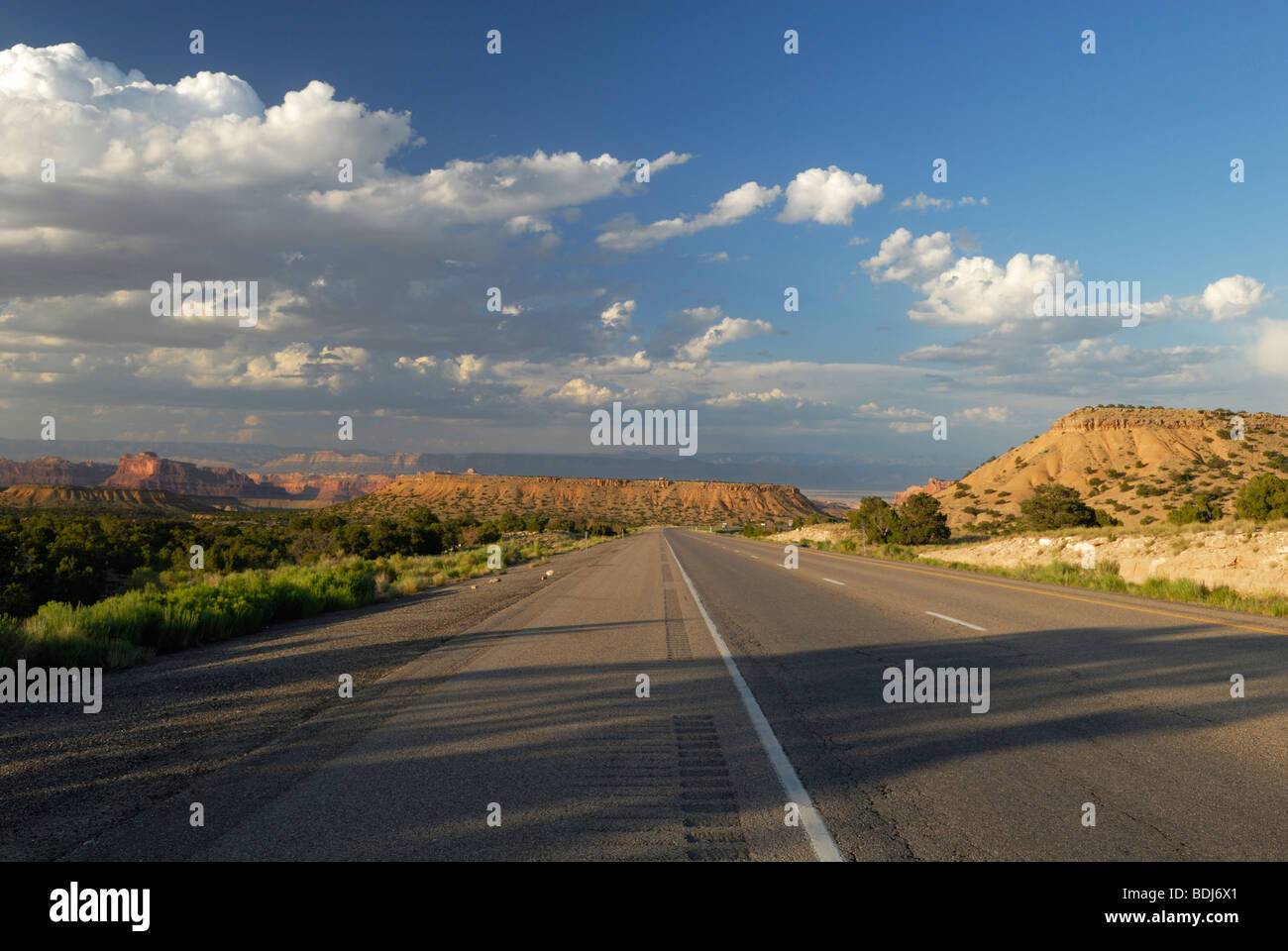 Interstate Highway across southern Utah Stock Photo - Alamy