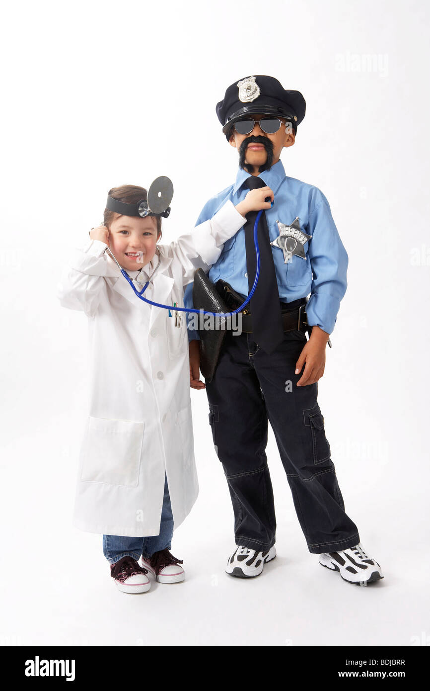 Boy girl playing doctor hi-res stock photography and images - Alamy