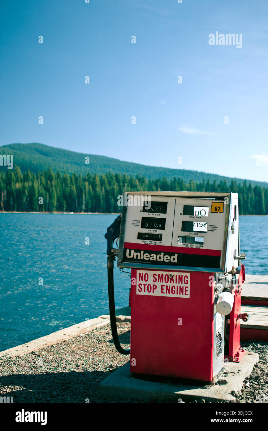 Gas Pump, Lake of the woods, Dead Indian Memorial Rd, Ashland, Oregon ...