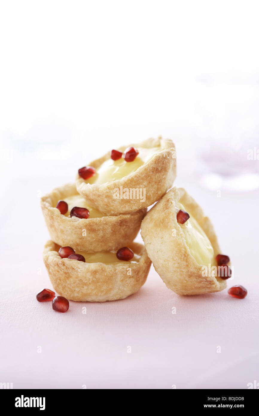 Pretty tarts hi-res stock photography and images - Alamy