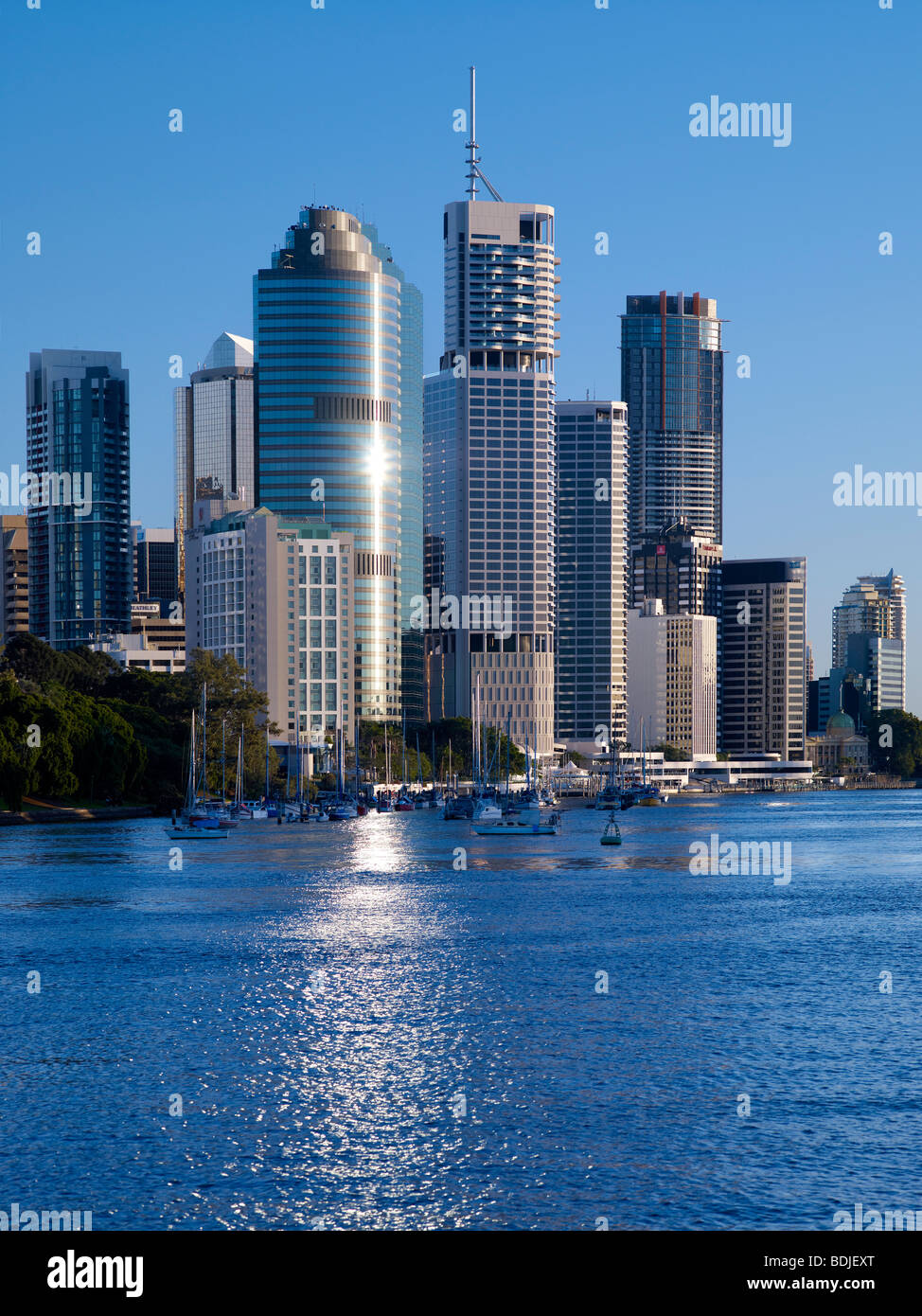 Apartment buildings brisbane hi-res stock photography and images - Alamy