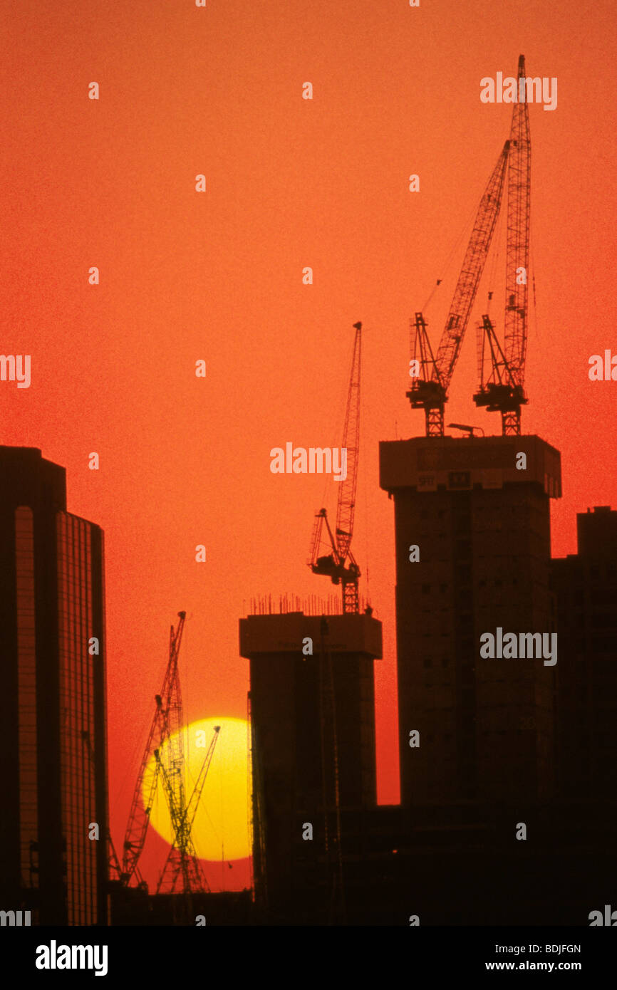 Office Building Construction, Sunset Silhouette Stock Photo - Alamy