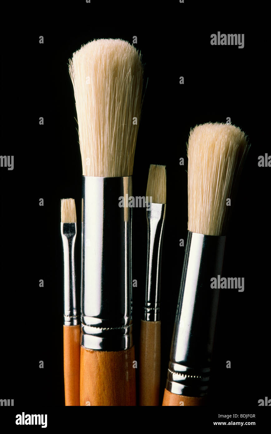 Lots of make up brushes hi-res stock photography and images - Alamy