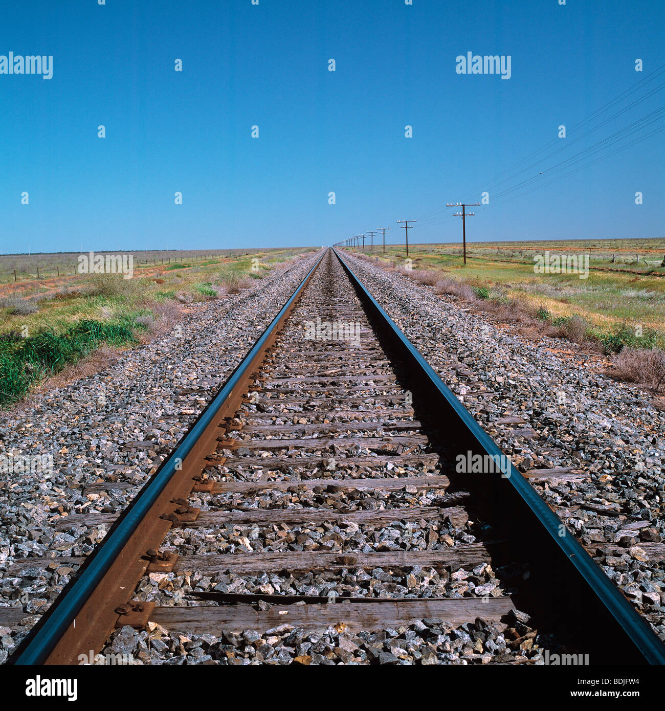 One railway track australia hi-res stock photography and images - Alamy