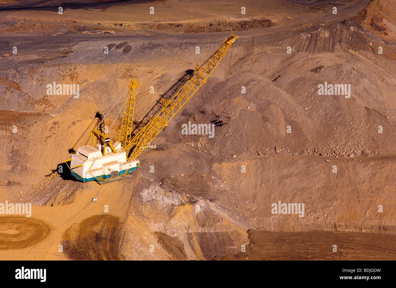 Black Coal Mining, Dragline Removing Overburden, Australia Stock Photo ...