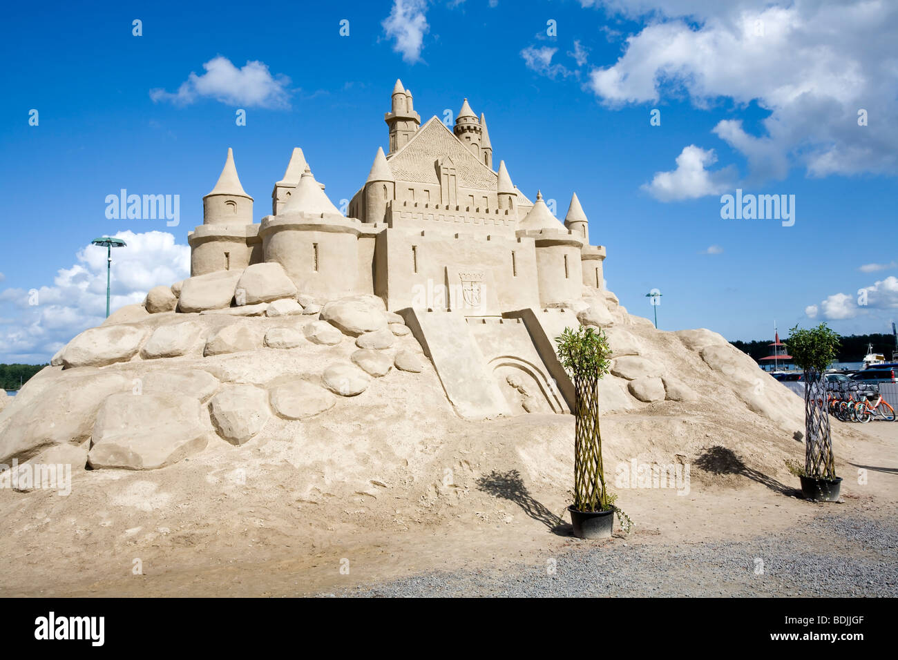 Sandcastle sand castle sculpture hi-res stock photography and images ...