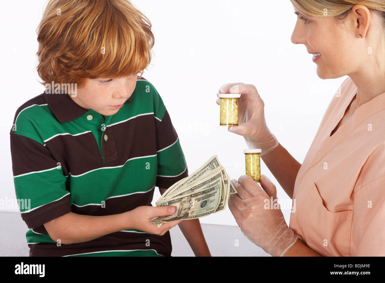 Nurse pay us hi-res stock photography and images - Alamy