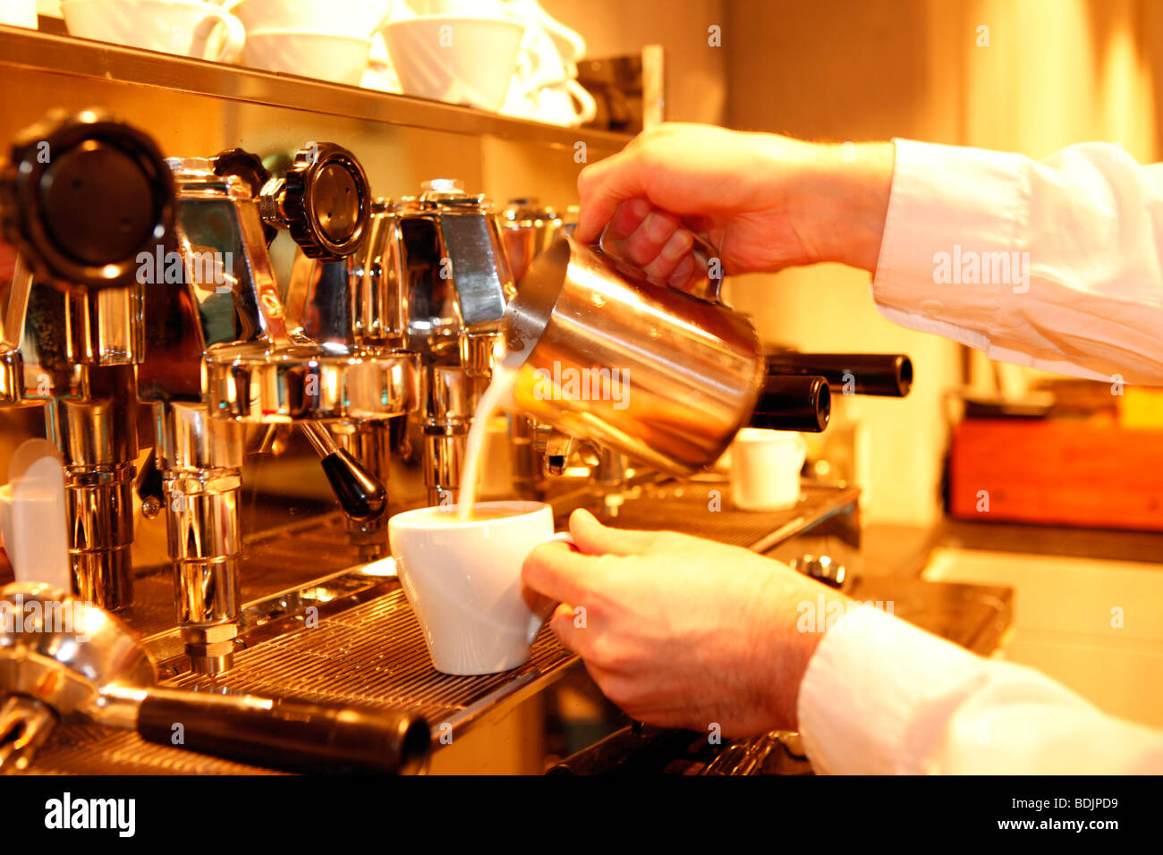 Barista making single espresso shot hi-res stock photography and images ...