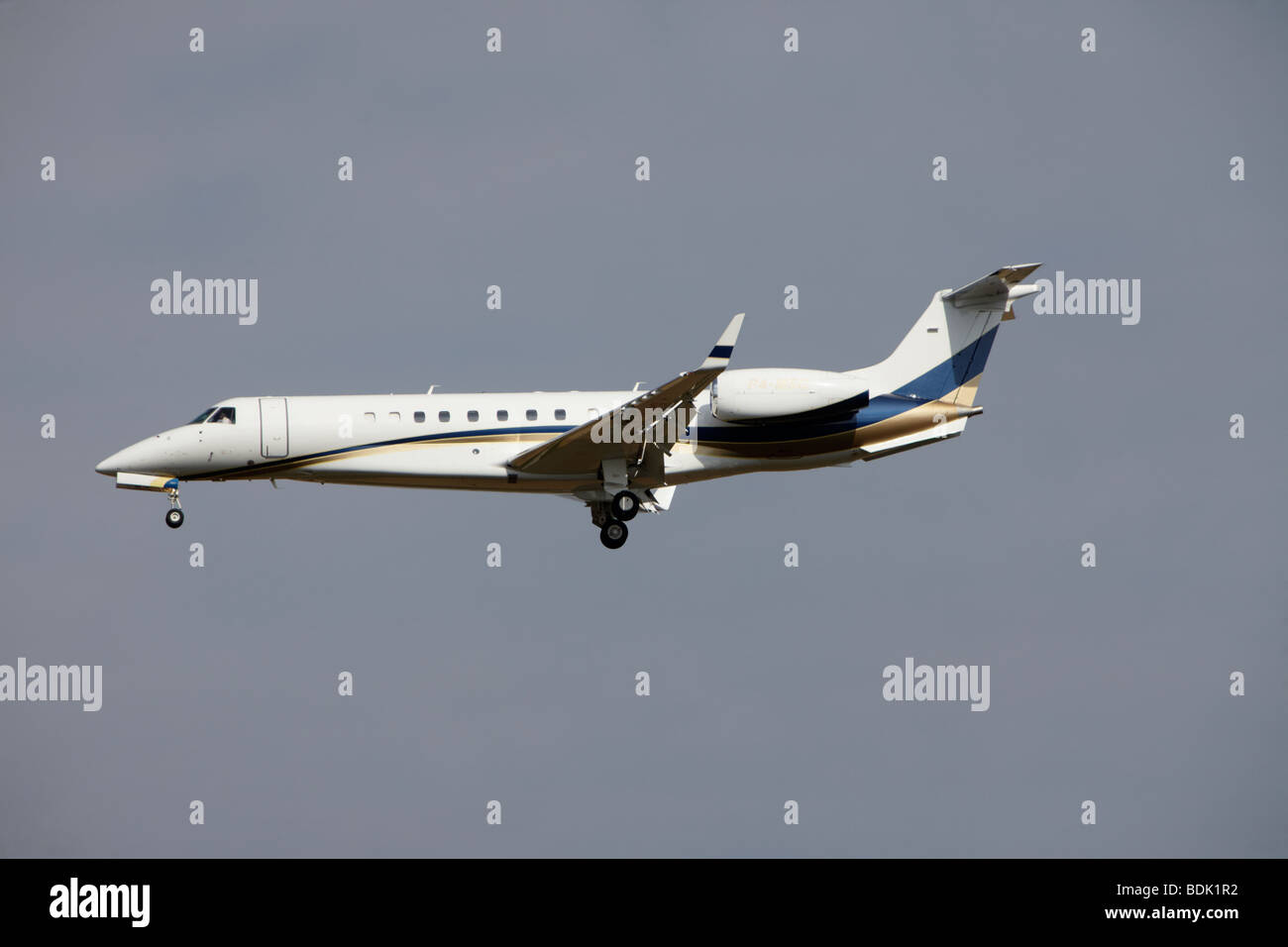 Embraer 135 jet hi-res stock photography and images - Alamy