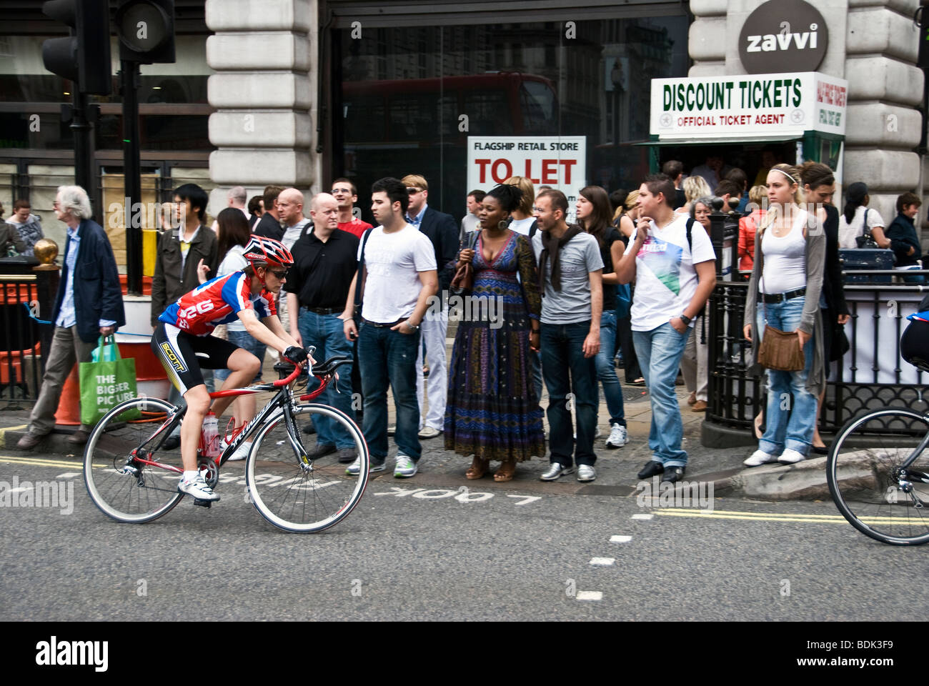 London cycle training hi-res stock photography and images - Alamy