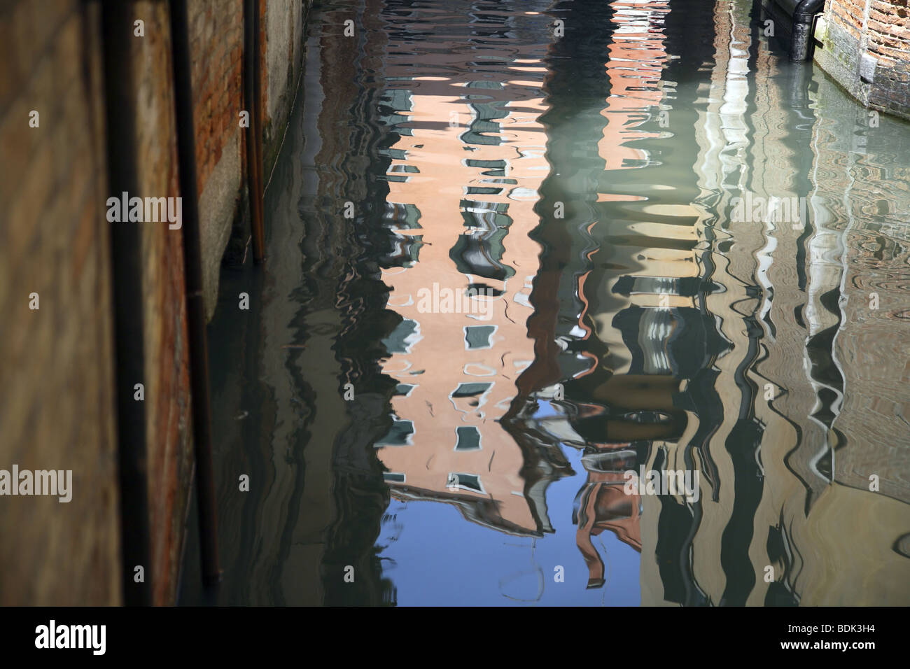 Reflections of venice hi-res stock photography and images - Alamy