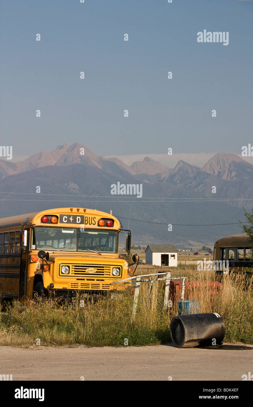 Rural school buses hi-res stock photography and images - Alamy