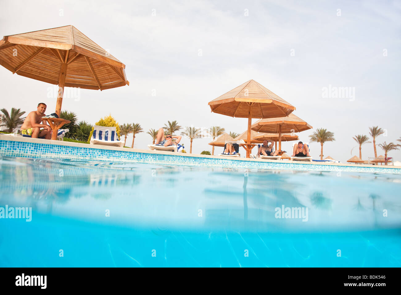 Hotel resort friends hi-res stock photography and images - Alamy