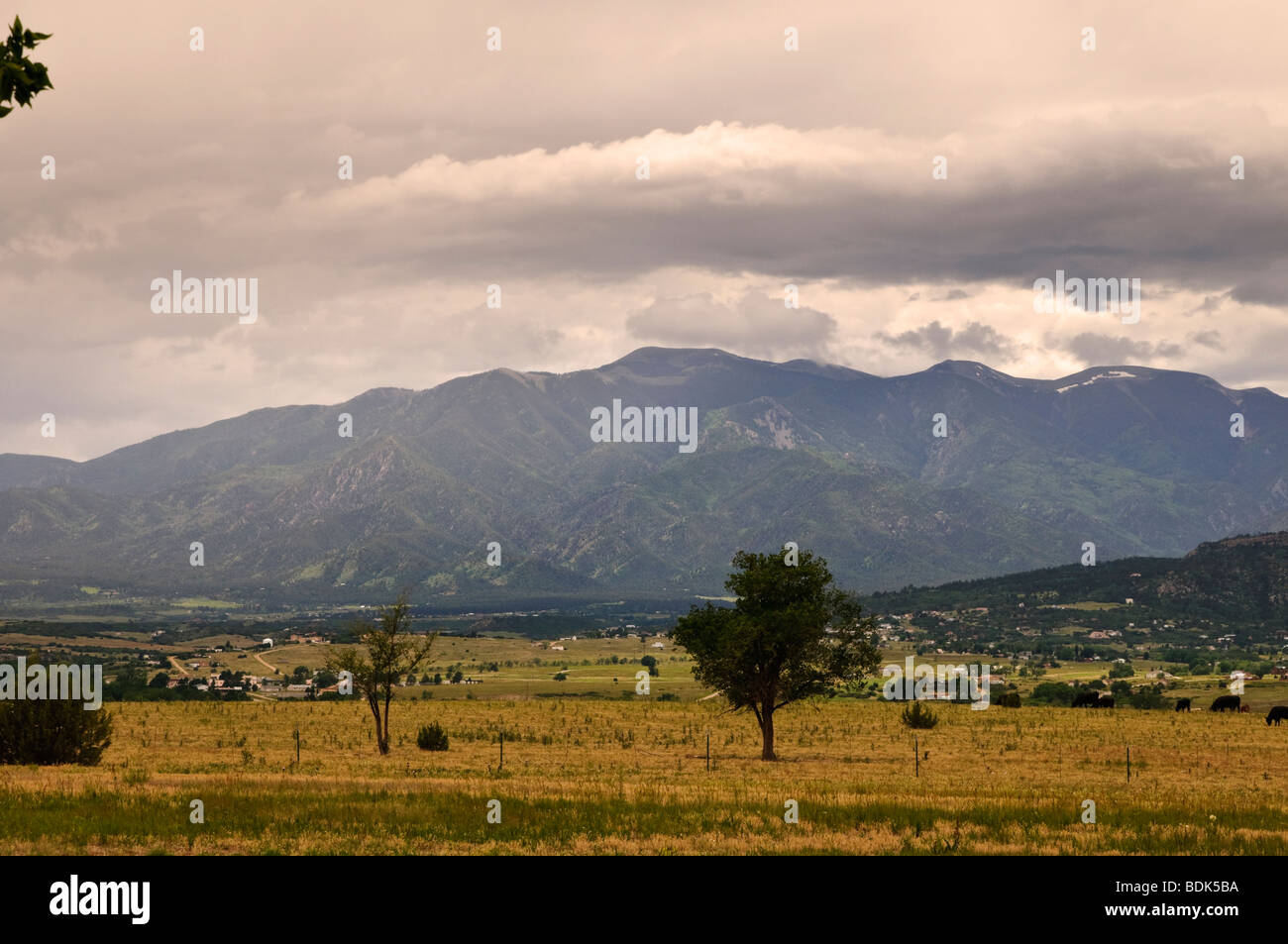 Southern front range rocky mountains hi-res stock photography and ...