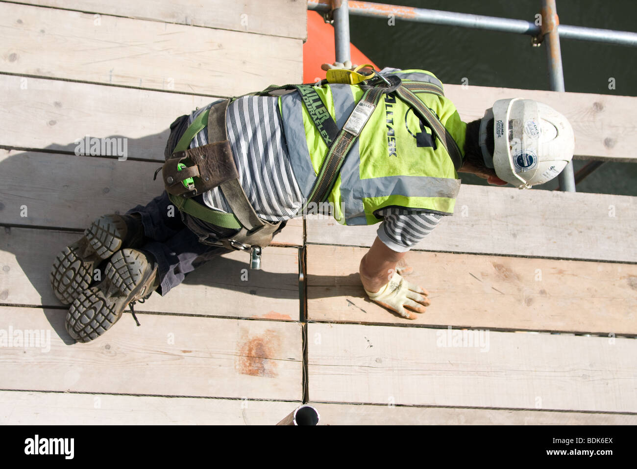 building scaffold scaffolding site construction rig workers Stock Photo ...