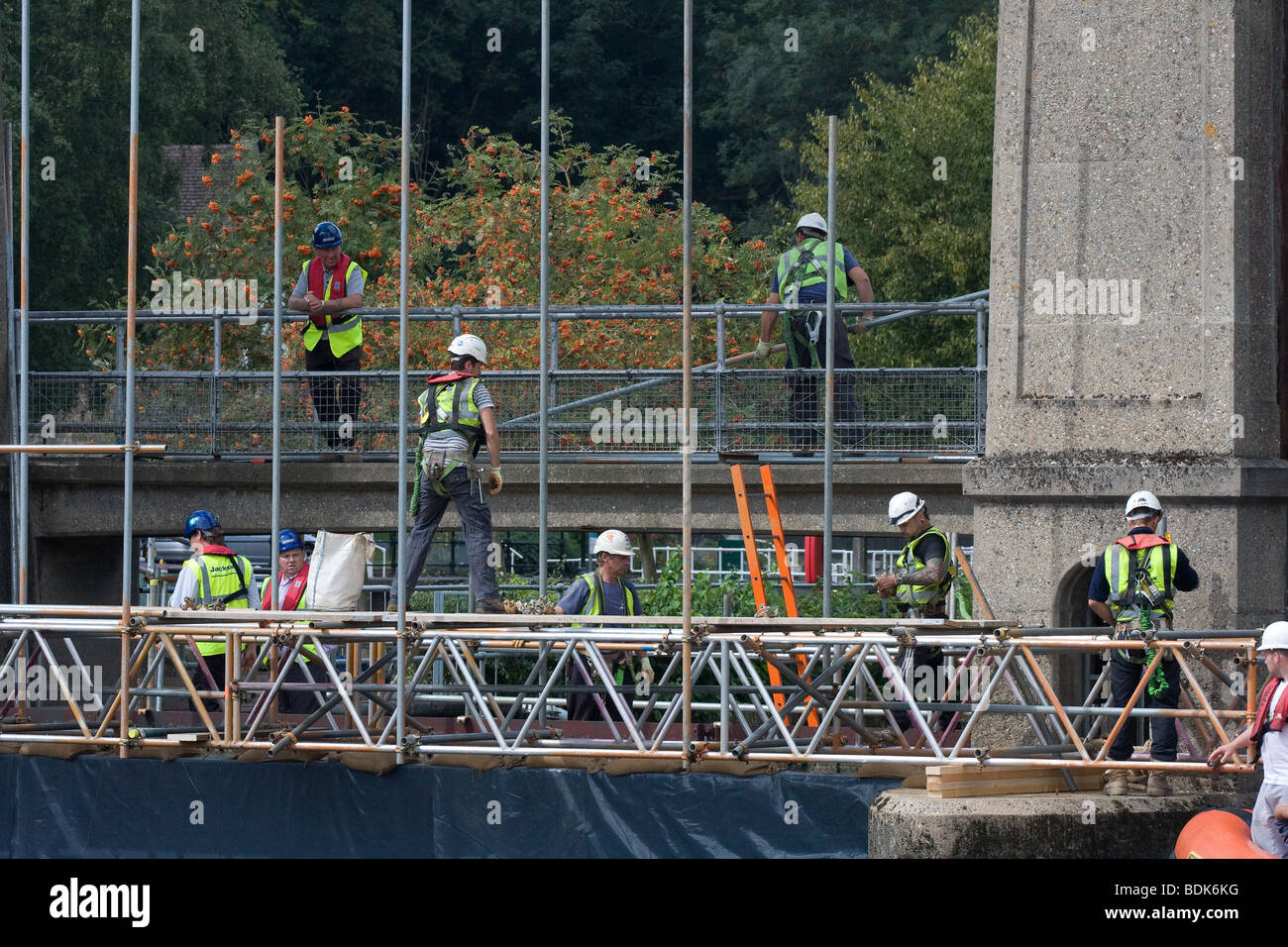building scaffold scaffolding site construction rig workers Stock Photo ...