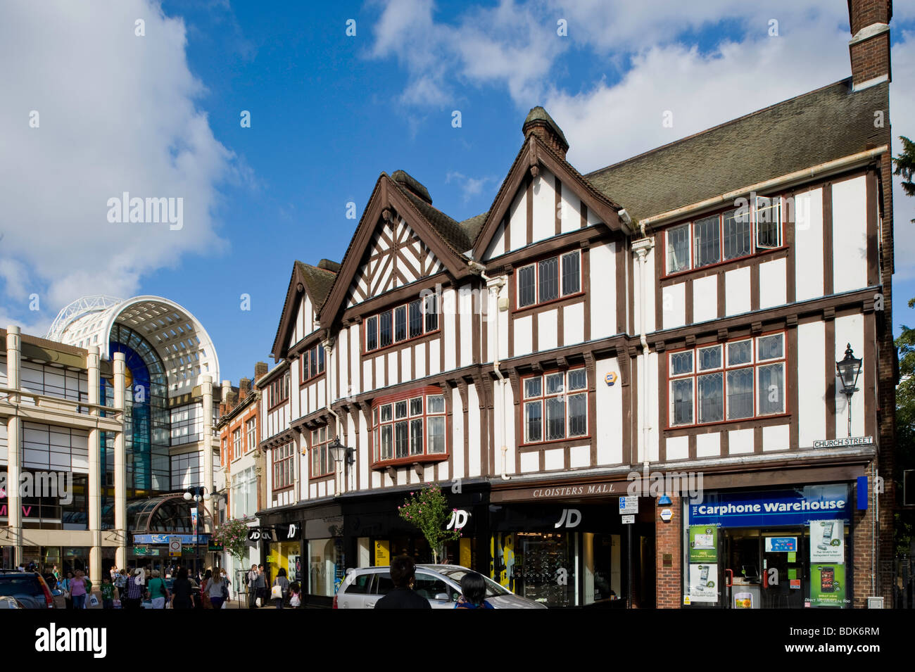 Tudor architecture hi-res stock photography and images - Alamy