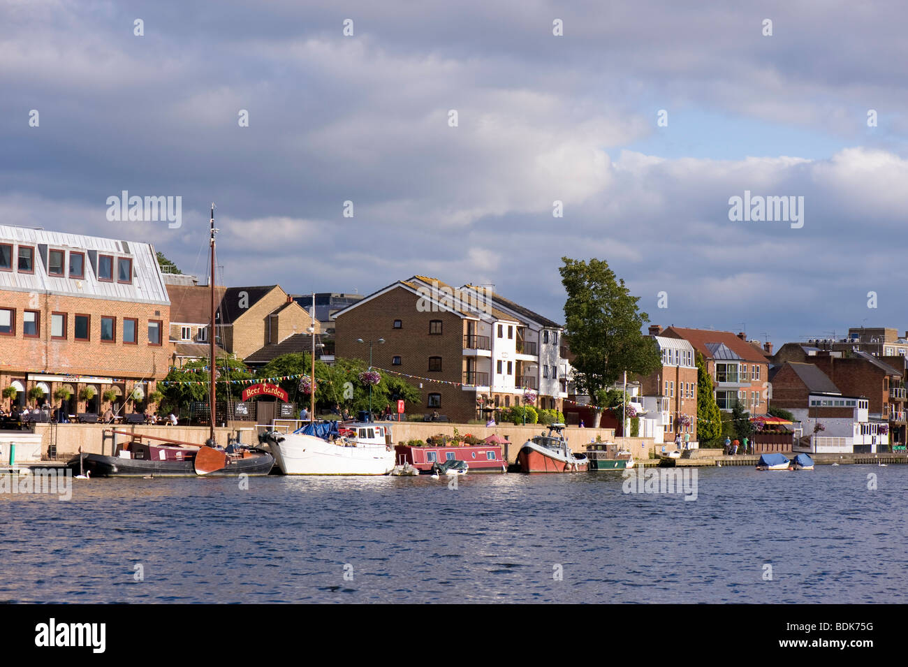 Kingston london riverside hi-res stock photography and images - Alamy