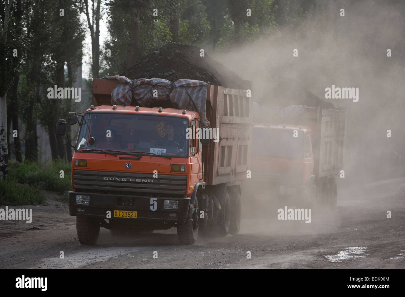 Poor working environment hi-res stock photography and images - Alamy