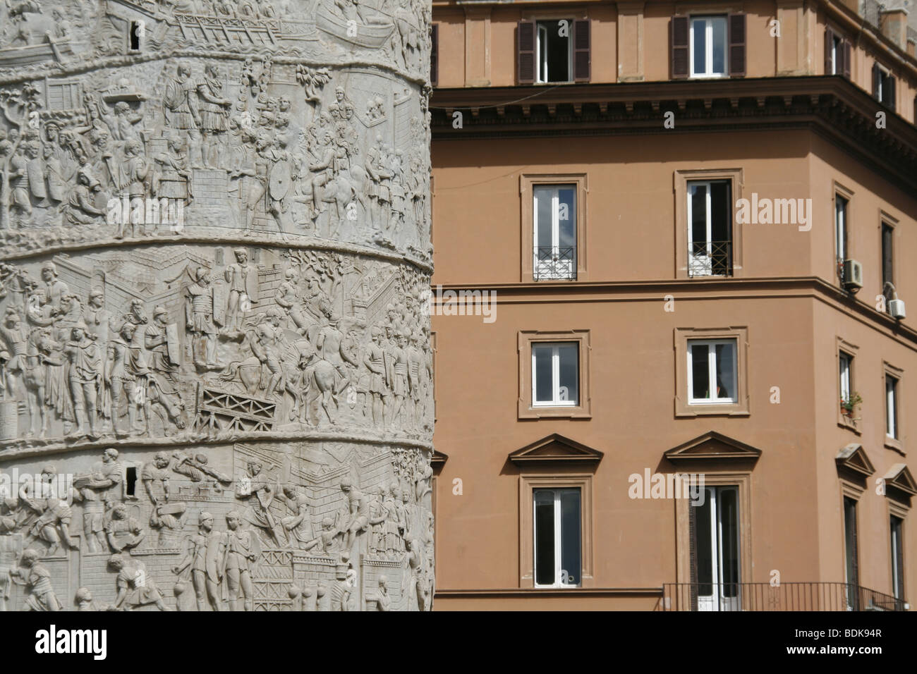 Trajan's column battle detail hi-res stock photography and images - Alamy