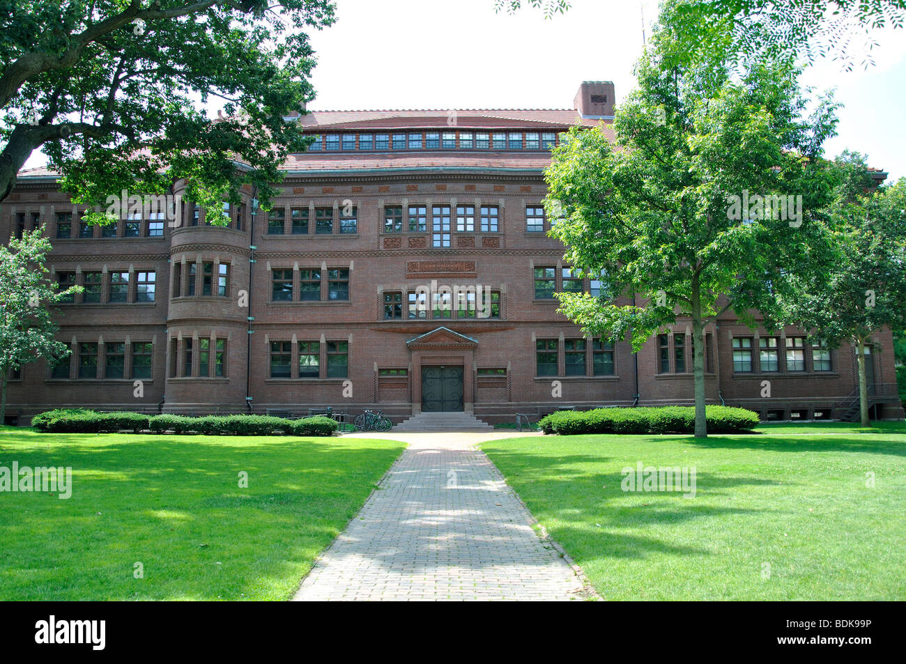 Harvard University campus, Cambridge, Massachusetts (USA Stock Photo ...
