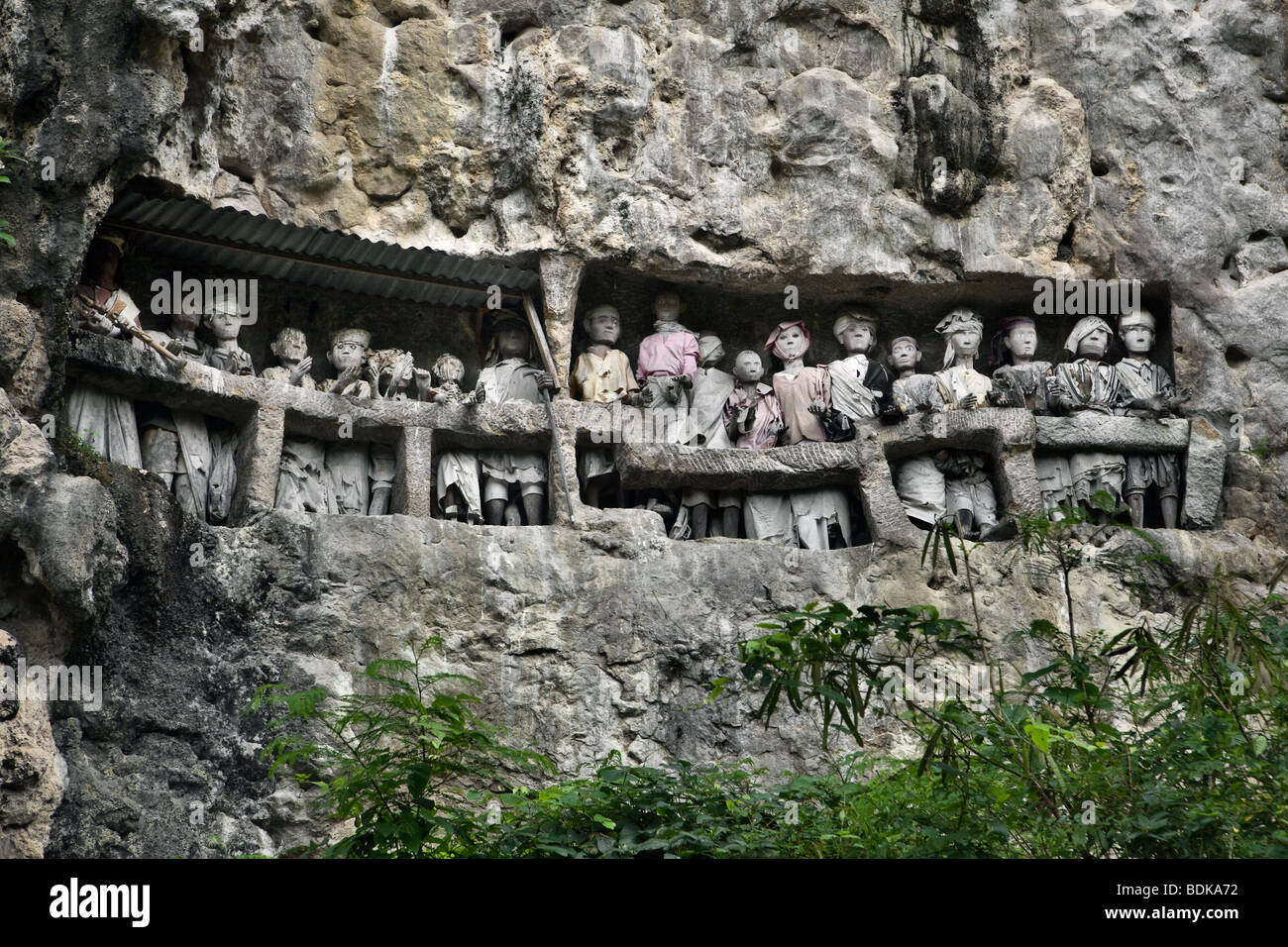 Indonesia, Sulawesi, Tana Toraja area, Suaya village, king's stone ...