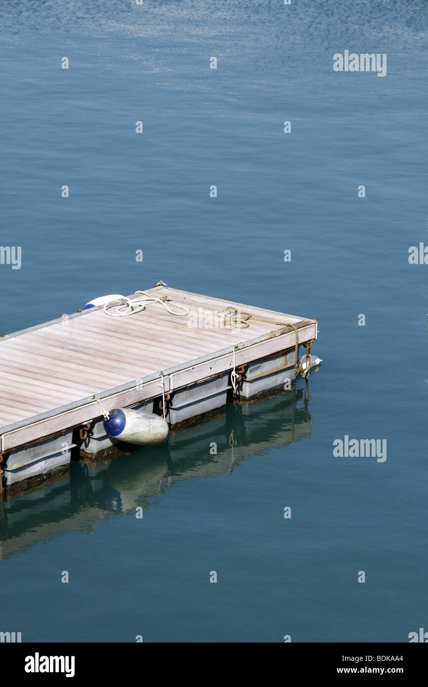 empty floating pier jetty in sea port Stock Photo - Alamy
