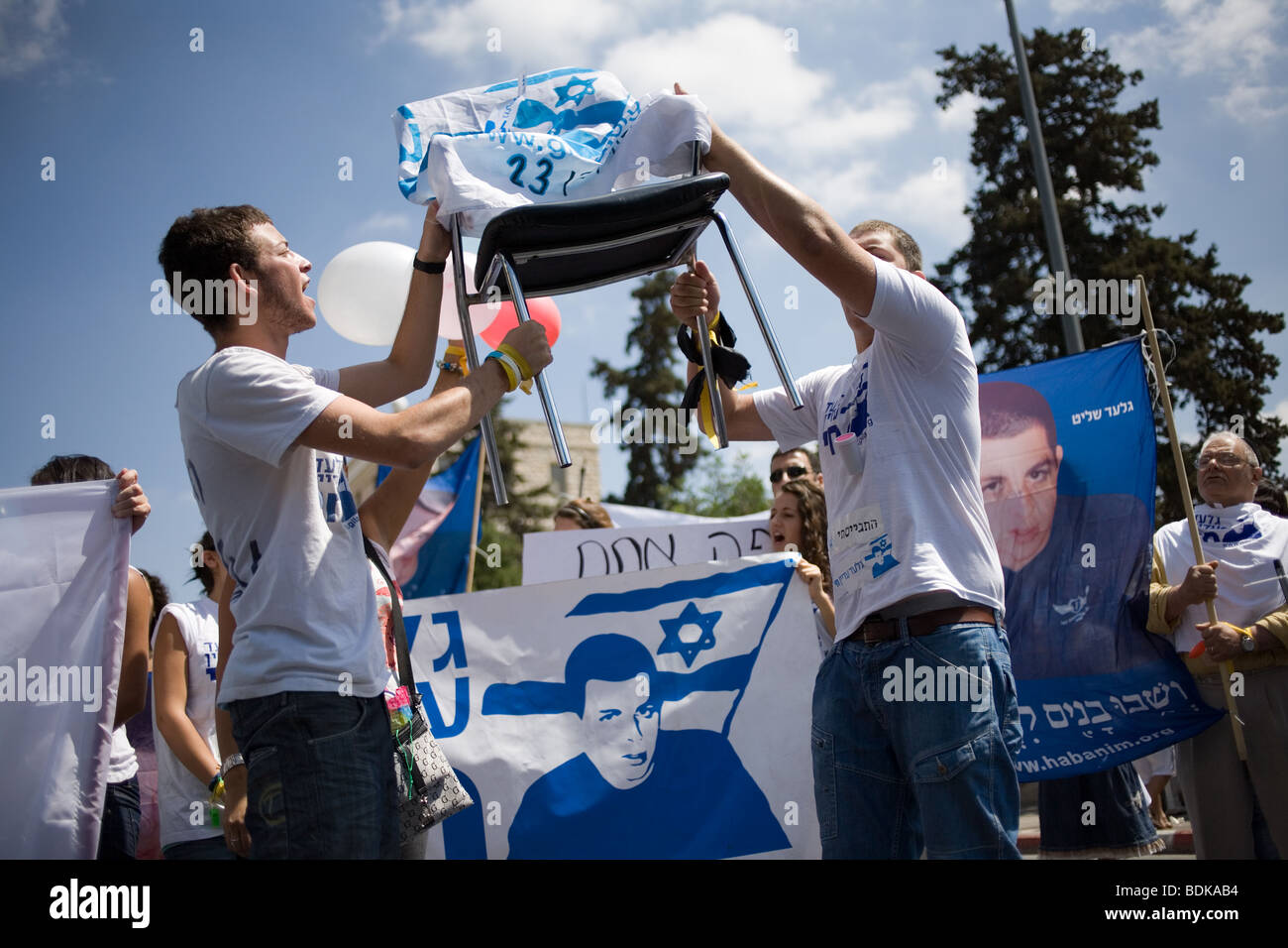 Jerusalem protest hi-res stock photography and images - Alamy