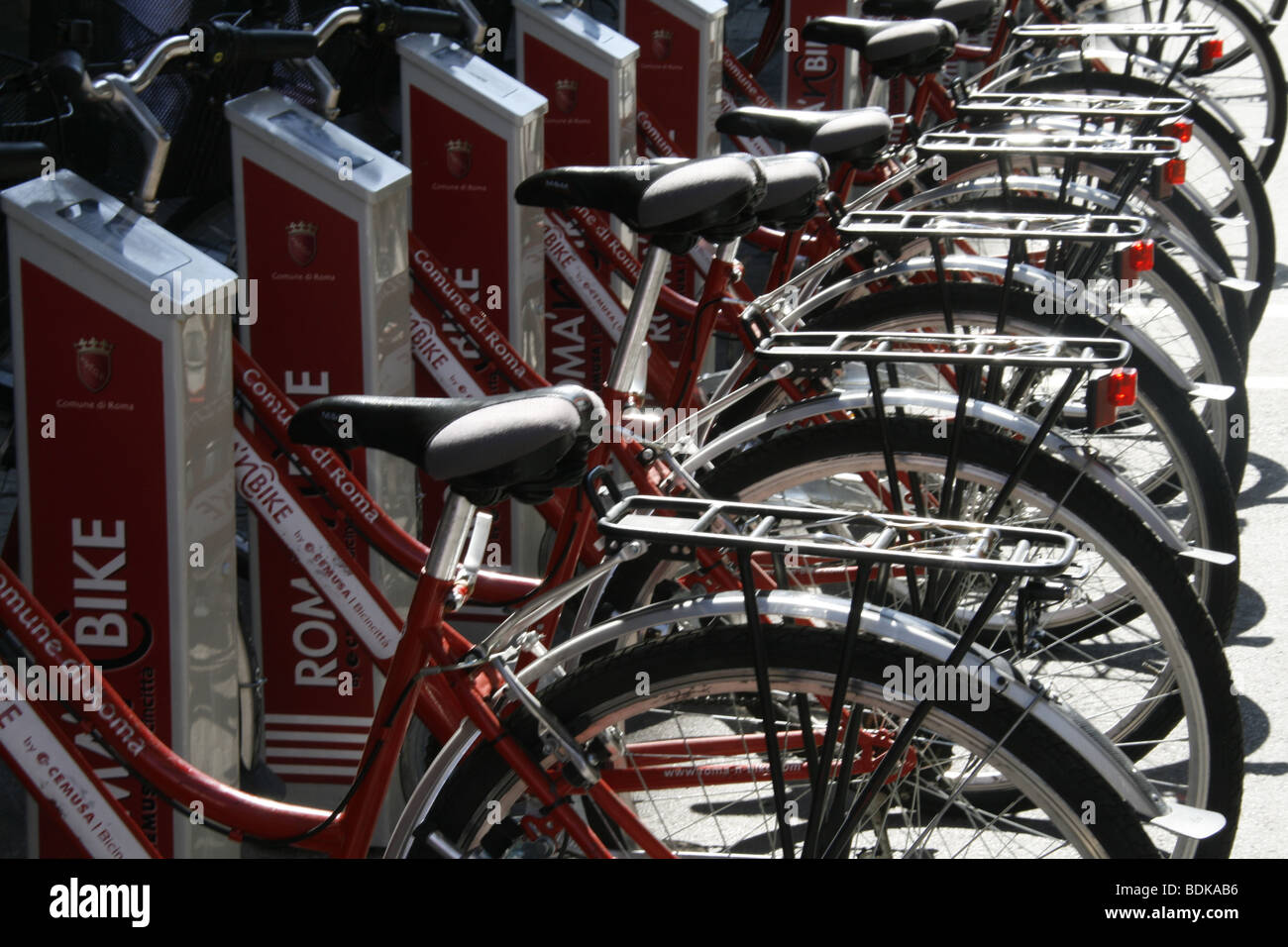 Row of rental bikes in street in rome hi-res stock photography and ...