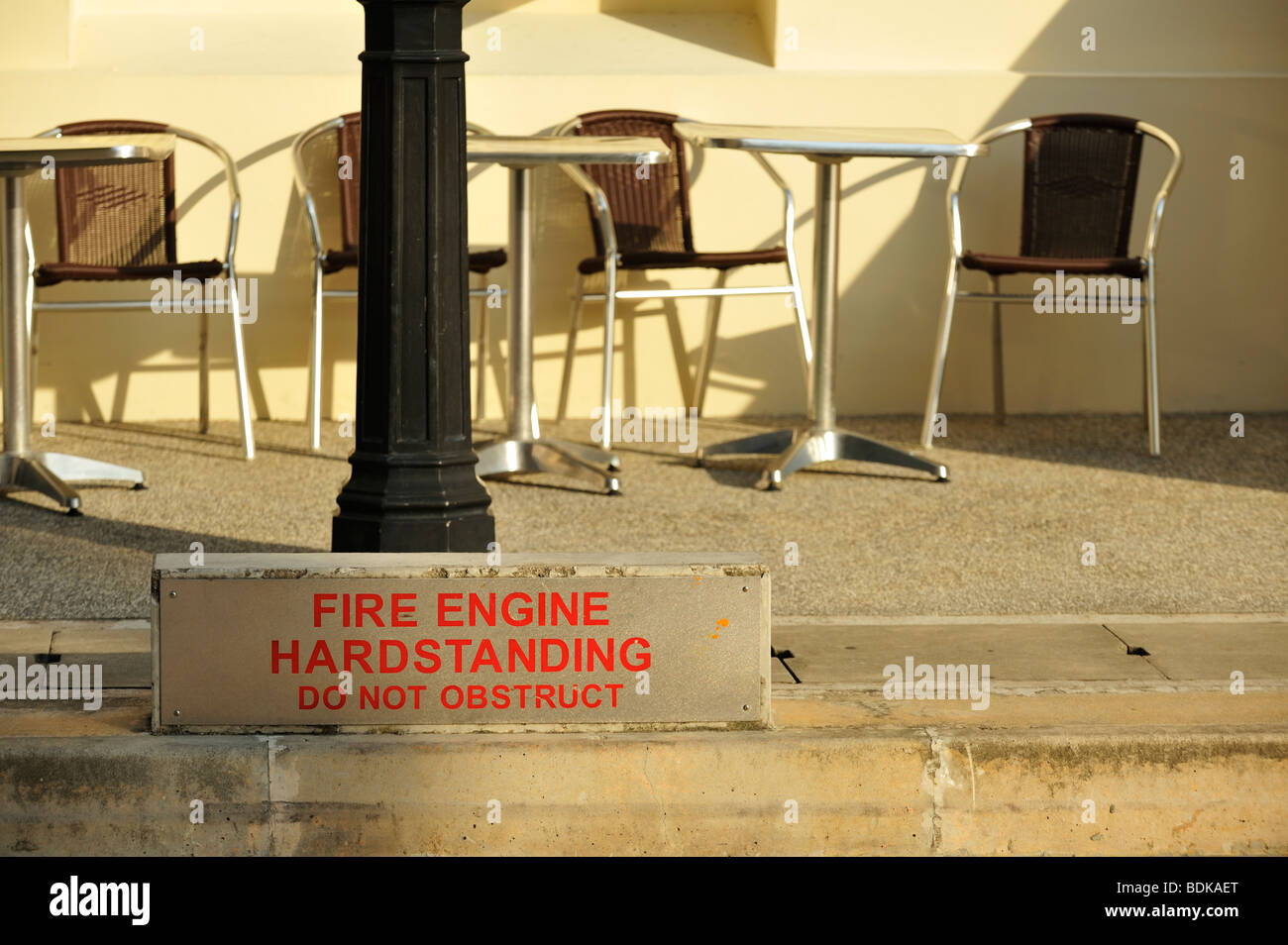 Fire Engine Hardstand - Do not obstruct, Singapore SIN Stock Photo - Alamy