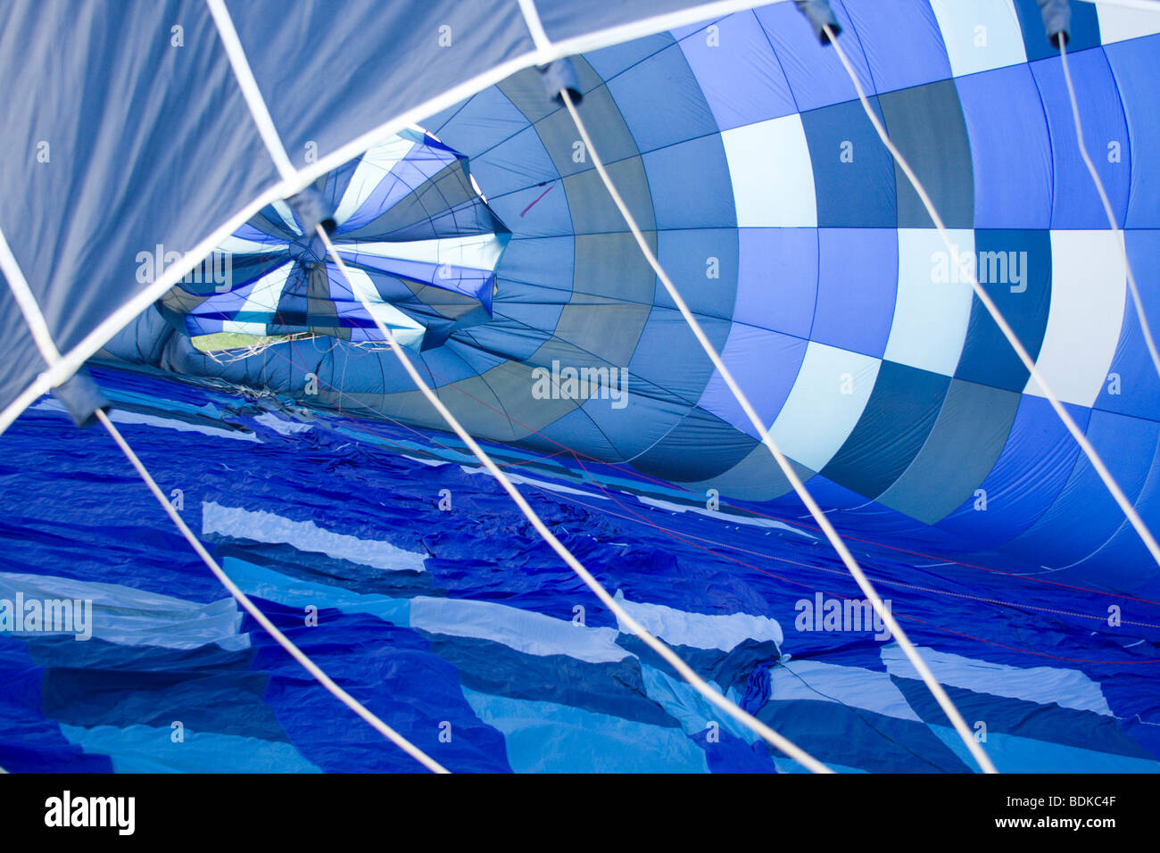Hot air balloon rope hi-res stock photography and images - Alamy