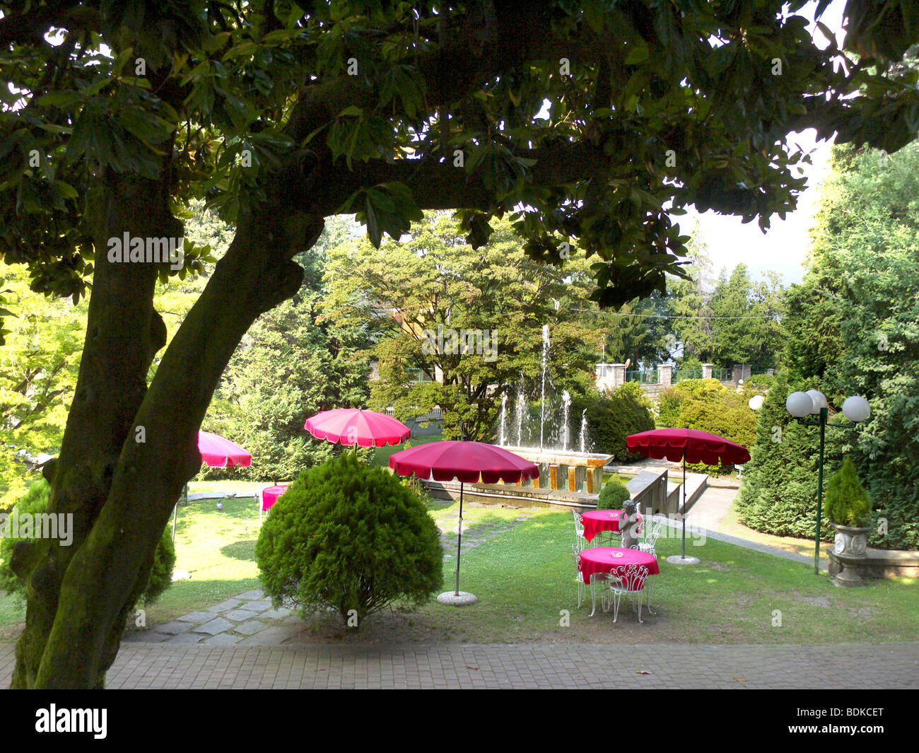 Lago fontana hi-res stock photography and images - Alamy