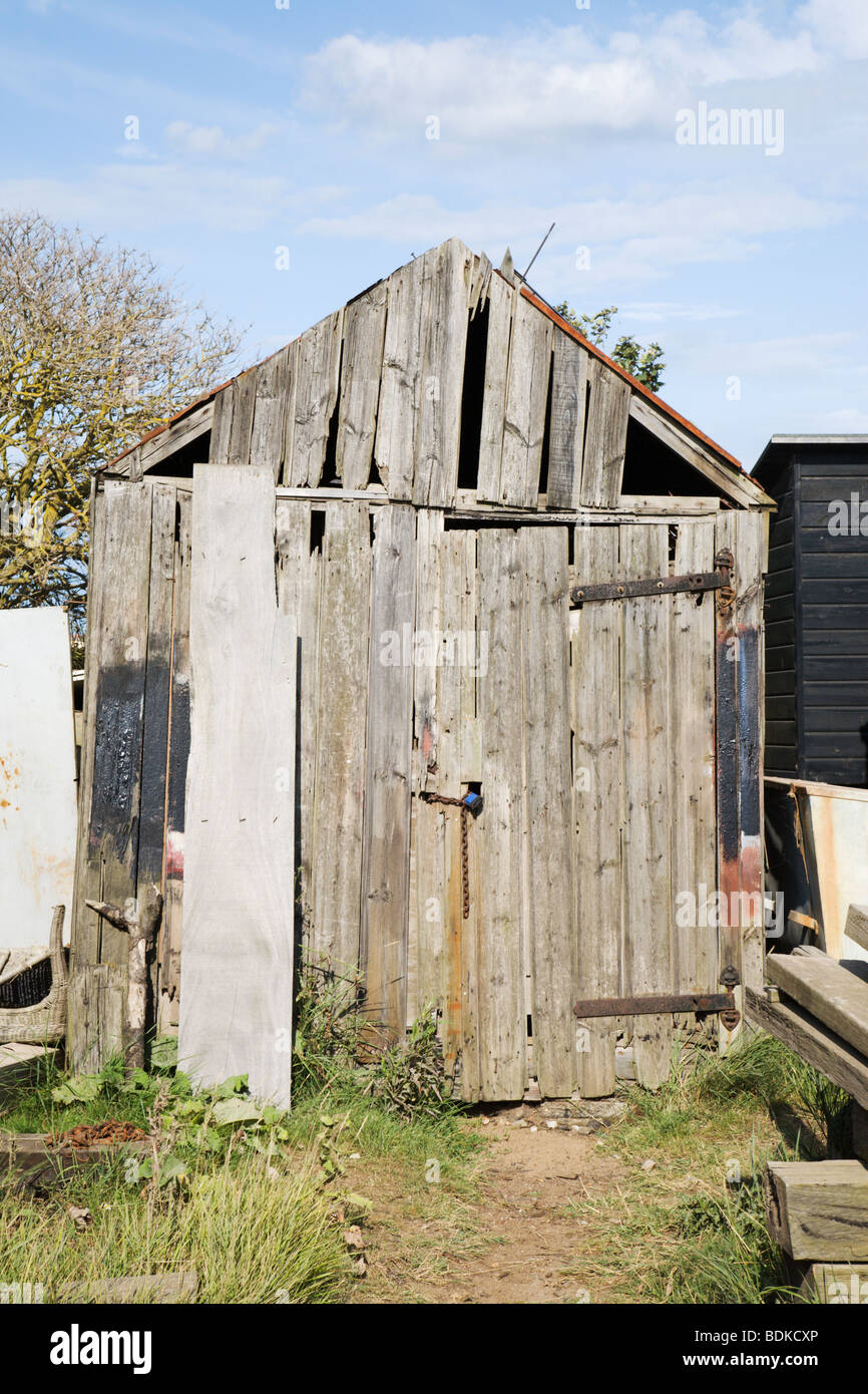 Old neglected hut hi-res stock photography and images - Alamy