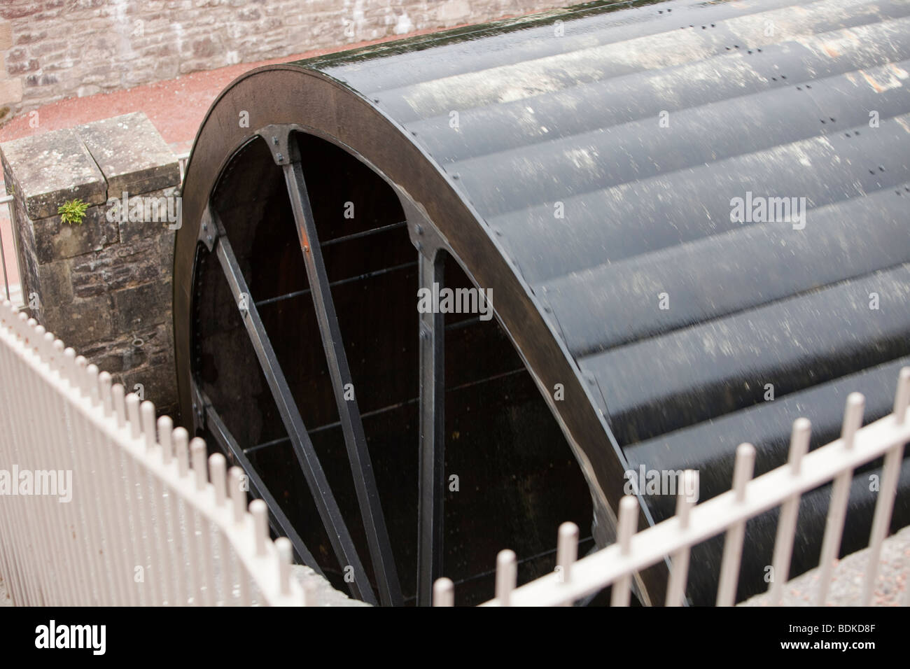 A water wheel at the New Lanark mill in Scotland UK Stock Photo - Alamy