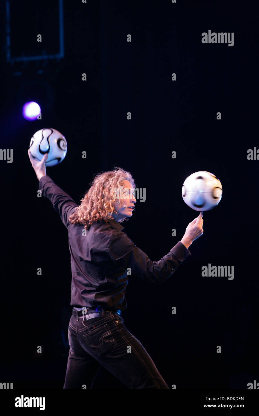Football juggling hi-res stock photography and images - Alamy